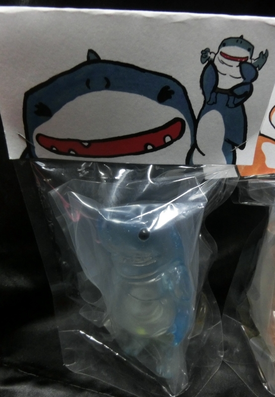 KING OF TOY. 2017 Sofubi Momoco Studio WF Shark Boy